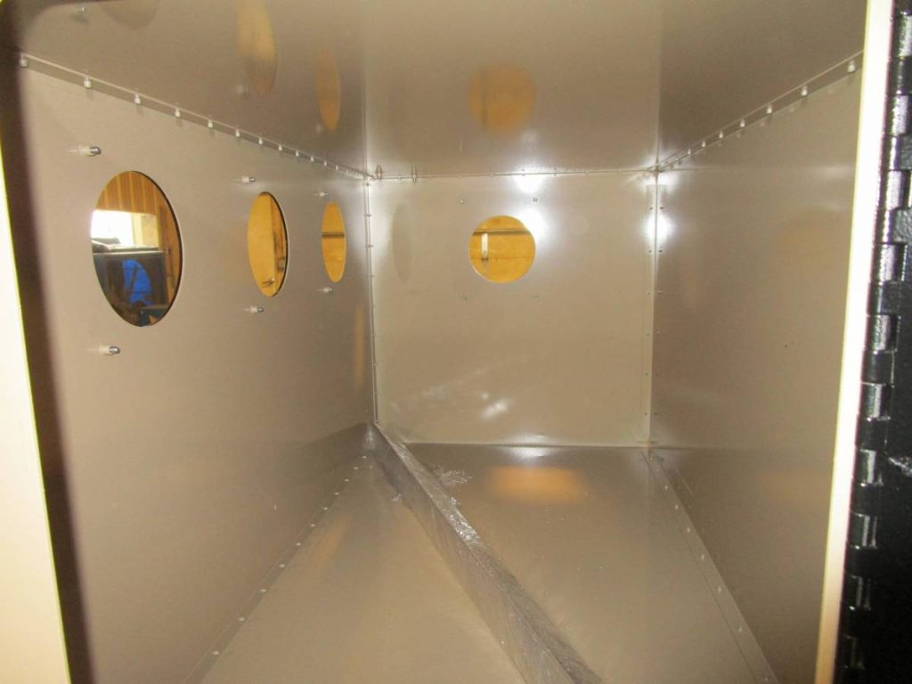 Bitterroot Dog Box - Tree Dog Kustoms