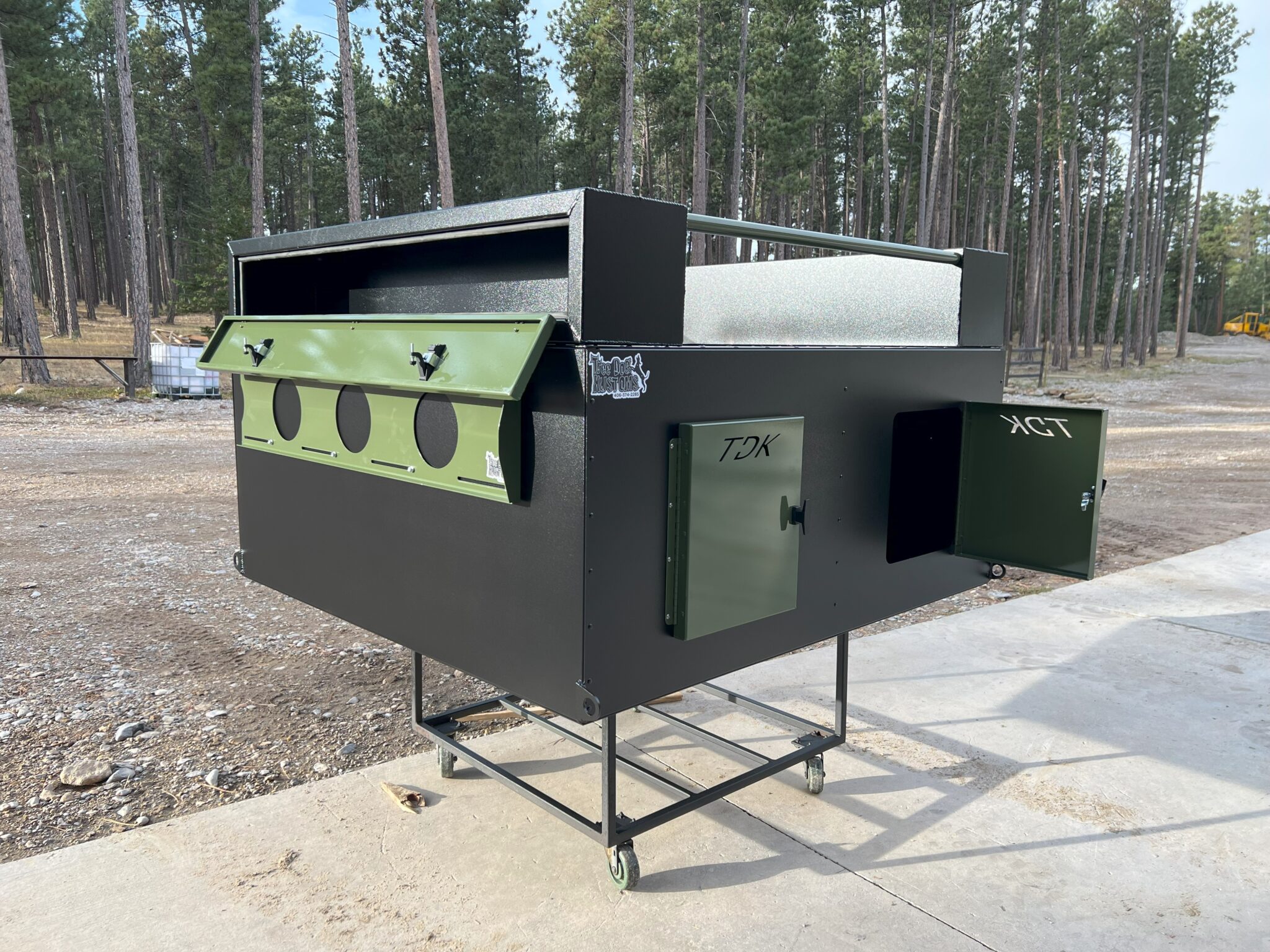 Apache Box - Tree Dog Kustoms